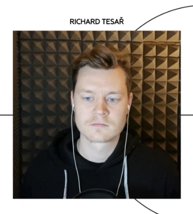 RICHARD TESAŘ oblíbený hlas českého televizního a podcastového éteru ...